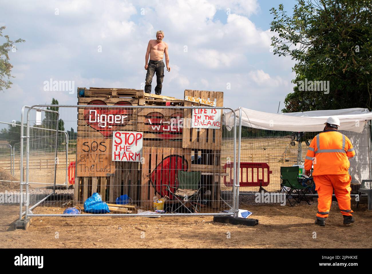 CHERTSEY, Surrey, Großbritannien. 18.. August 2022. Scott Breen, ein ...