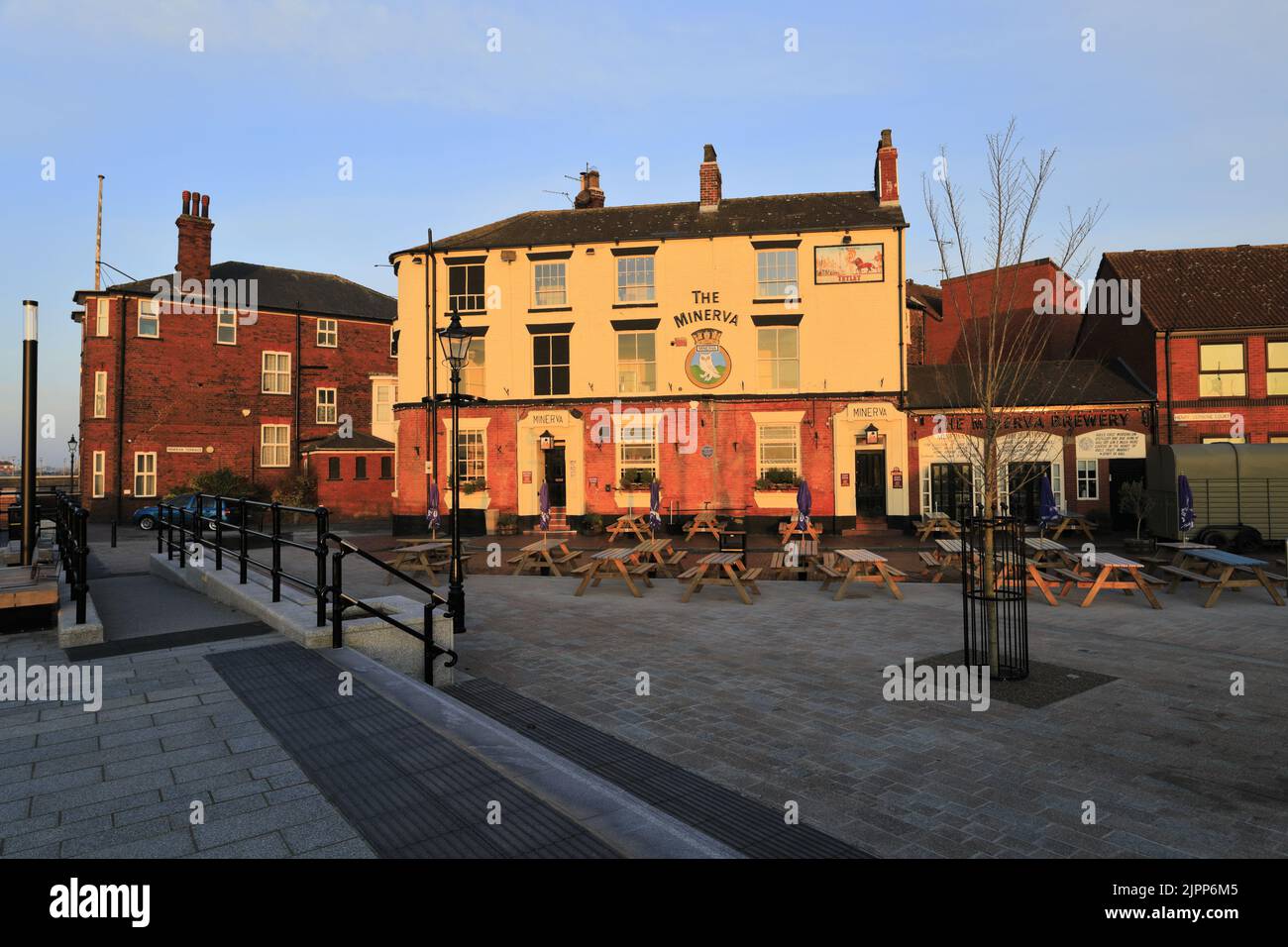 Statue de william de la pole -Fotos und -Bildmaterial in hoher Auflösung – Alamy