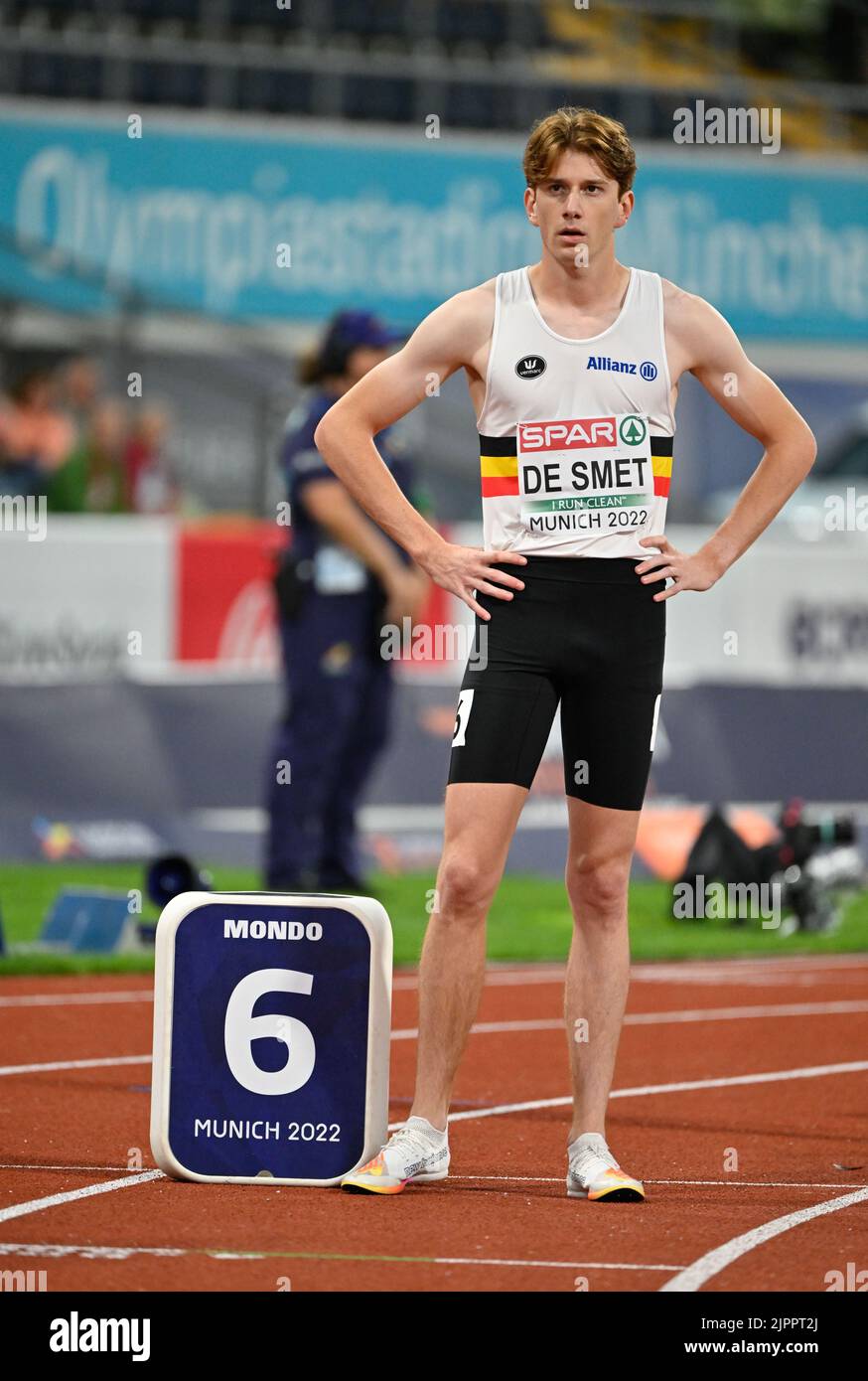 Der Belgier Tibo De Smet, aufgenommen während der Aufwärmphase zum ...