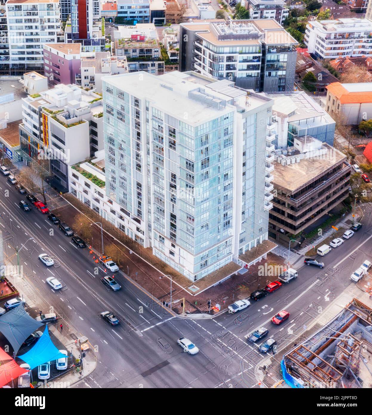 Dicht besiedelte Wohnvororte an der unteren Nordküste von North Sydney ...