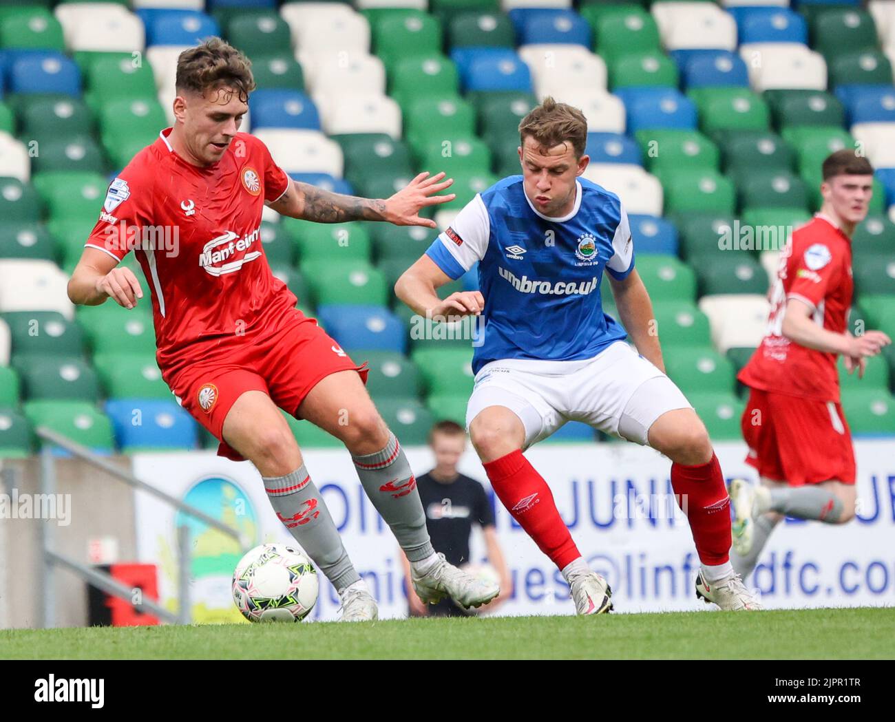 Mark russell portadown spieler -Fotos und -Bildmaterial in hoher ...
