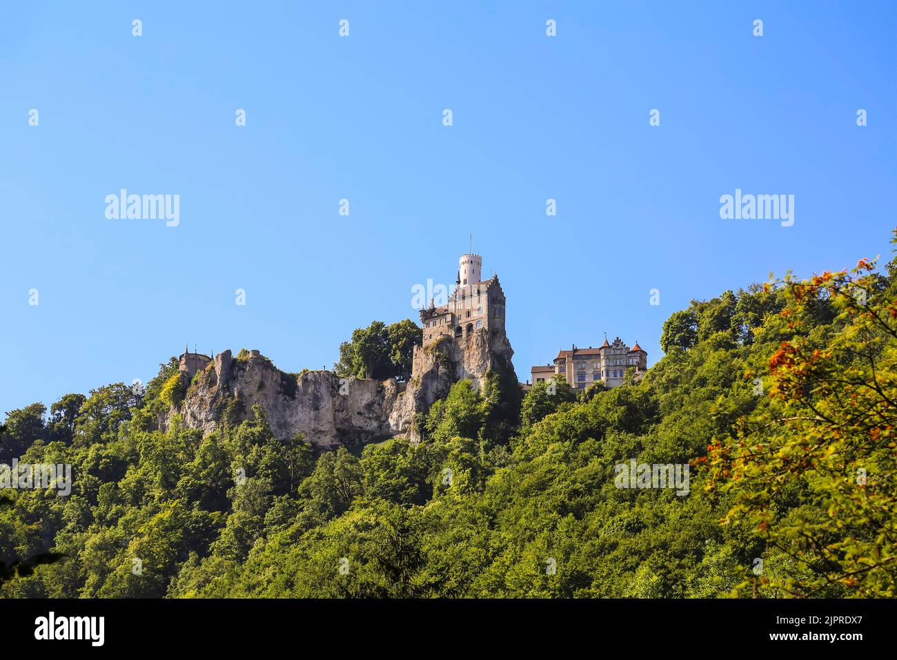Schloss Lichtenstein mit Gerobau, Märchenschloss Württemberg ...