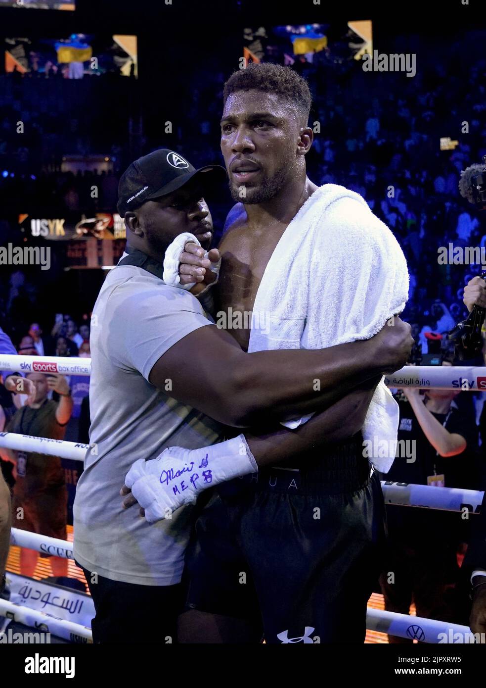 Anthony Joshua verliert die World Heavyweight Championship WBA Super ...