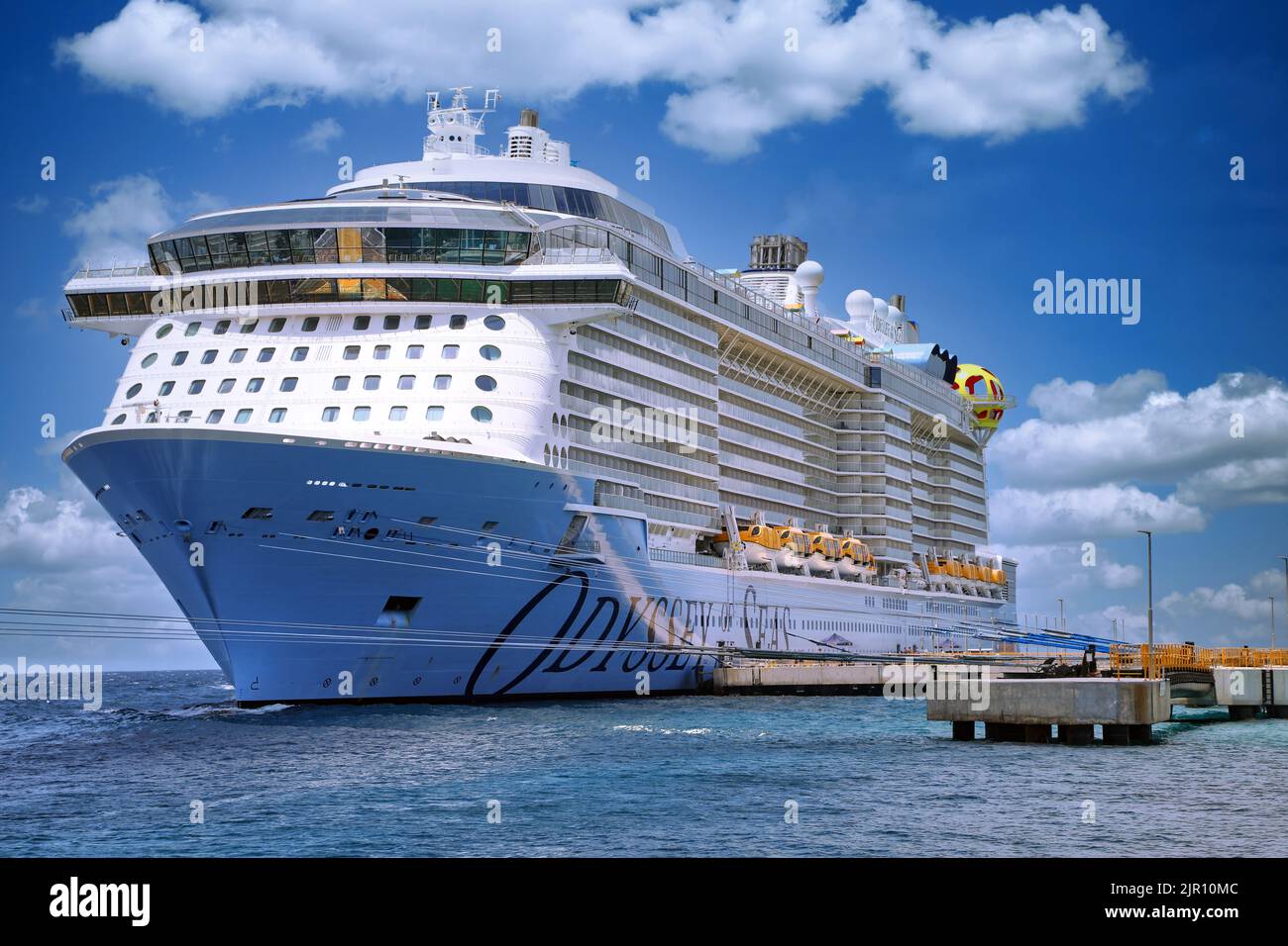 Odyssey of the seas -Fotos und -Bildmaterial in hoher Auflösung – Alamy