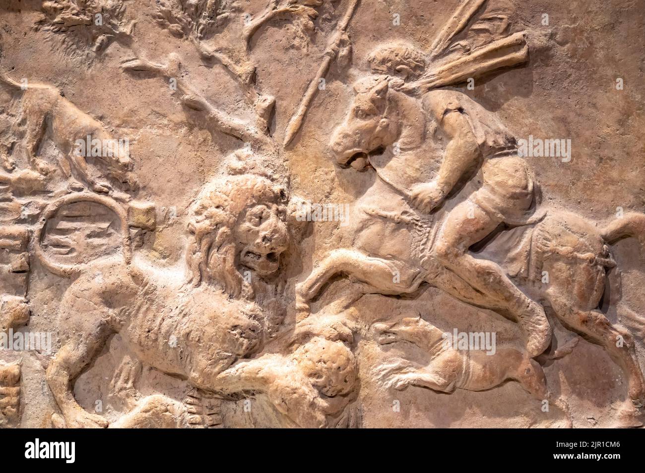 Relief in stein -Fotos und -Bildmaterial in hoher Auflösung – Alamy