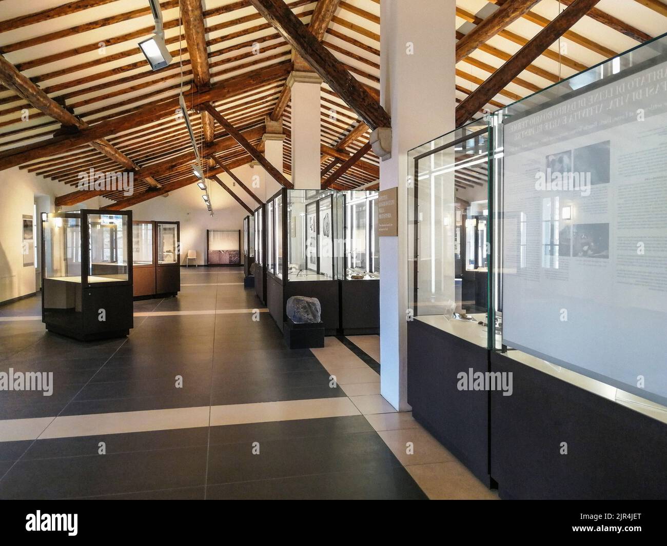 National museum of prehistory -Fotos und -Bildmaterial in hoher Auflösung - Seite 3 - Alamy