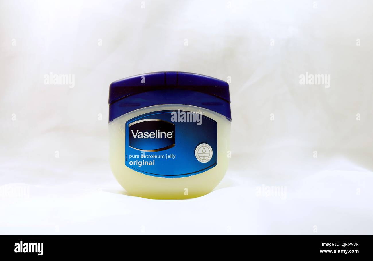 Vaseline original vaseline -Fotos und -Bildmaterial in hoher Auflösung ...