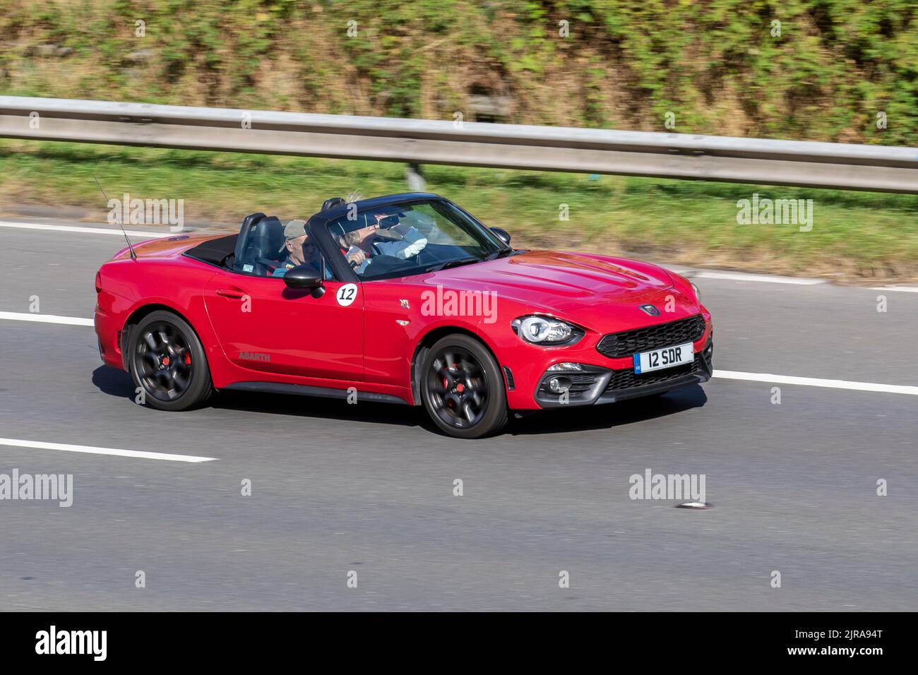 2018 Red Fiat Abarth 124 Spider MultiAir 1368cc Benzin 6-Gang-Cabriolet ...