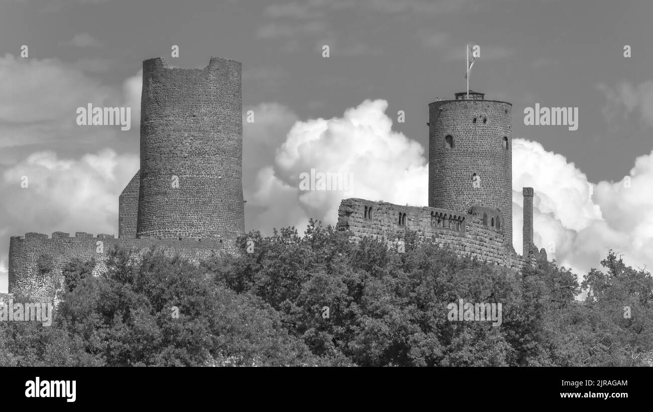 Burg munzenberg Schwarzweiß-Stockfotos und -bilder - Alamy Burg munzenberg Schwarzweiß-Stockfotos und -bilder - Alamy