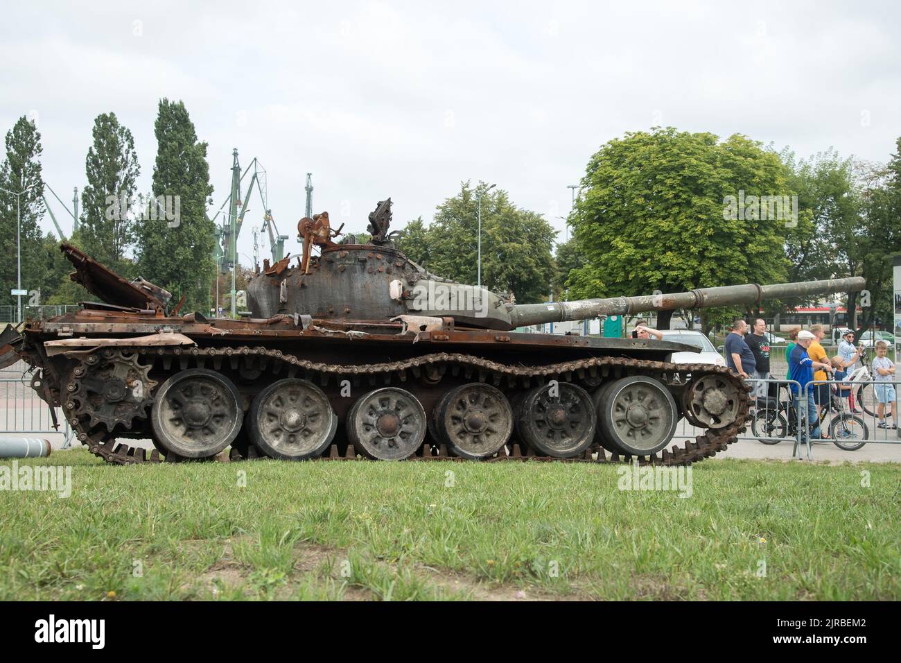 Russischer t 72ba panzer -Fotos und -Bildmaterial in hoher Auflösung ...