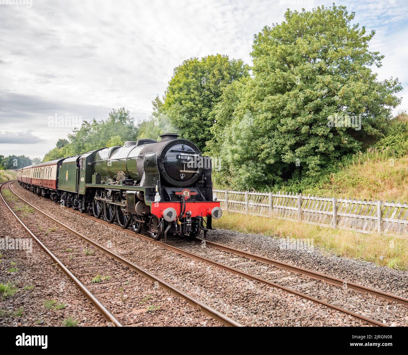 Lms royal scot class 6115 bei long preston -Fotos und -Bildmaterial in hoher Auflösung – Alamy