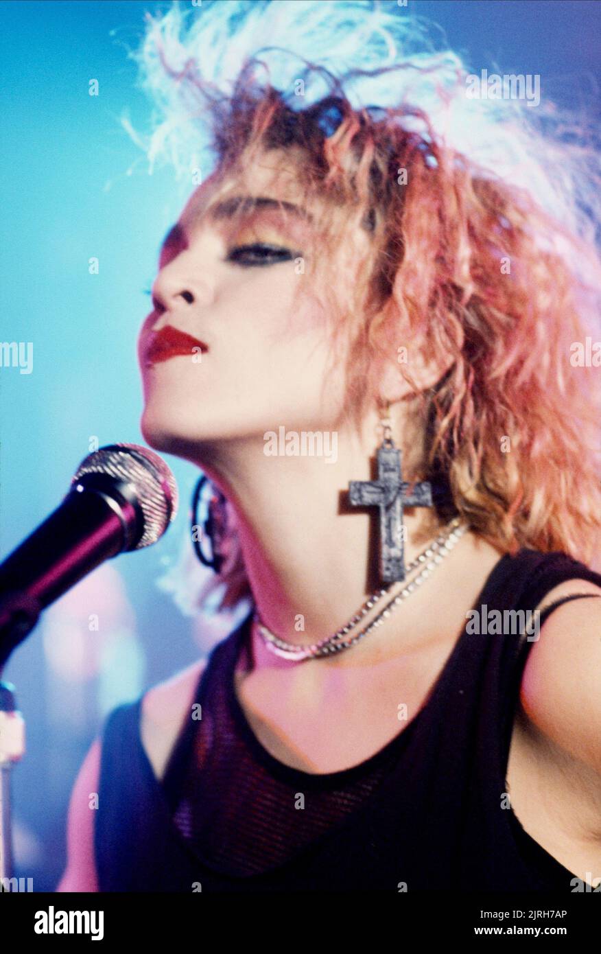 Madonna singer 80er -Fotos und -Bildmaterial in hoher Auflösung – Alamy