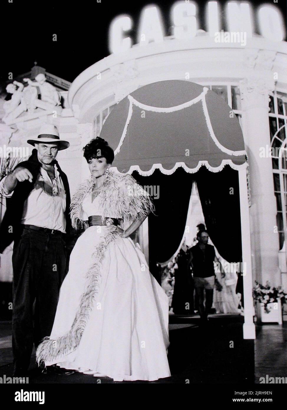 Joan collins film still -Fotos und -Bildmaterial in hoher Auflösung – Alamy