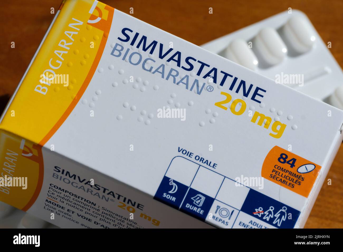 Simvastatin tabletten 20 mg -Fotos und -Bildmaterial in hoher Auflösung ...