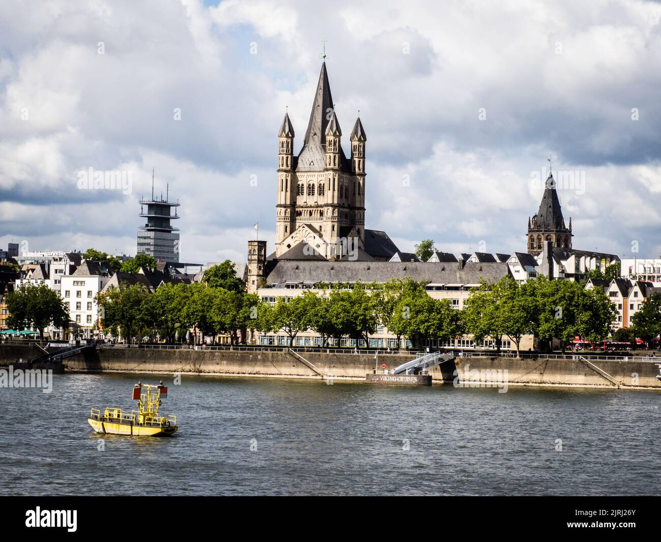 Bischof st martin -Fotos und -Bildmaterial in hoher Auflösung – Alamy