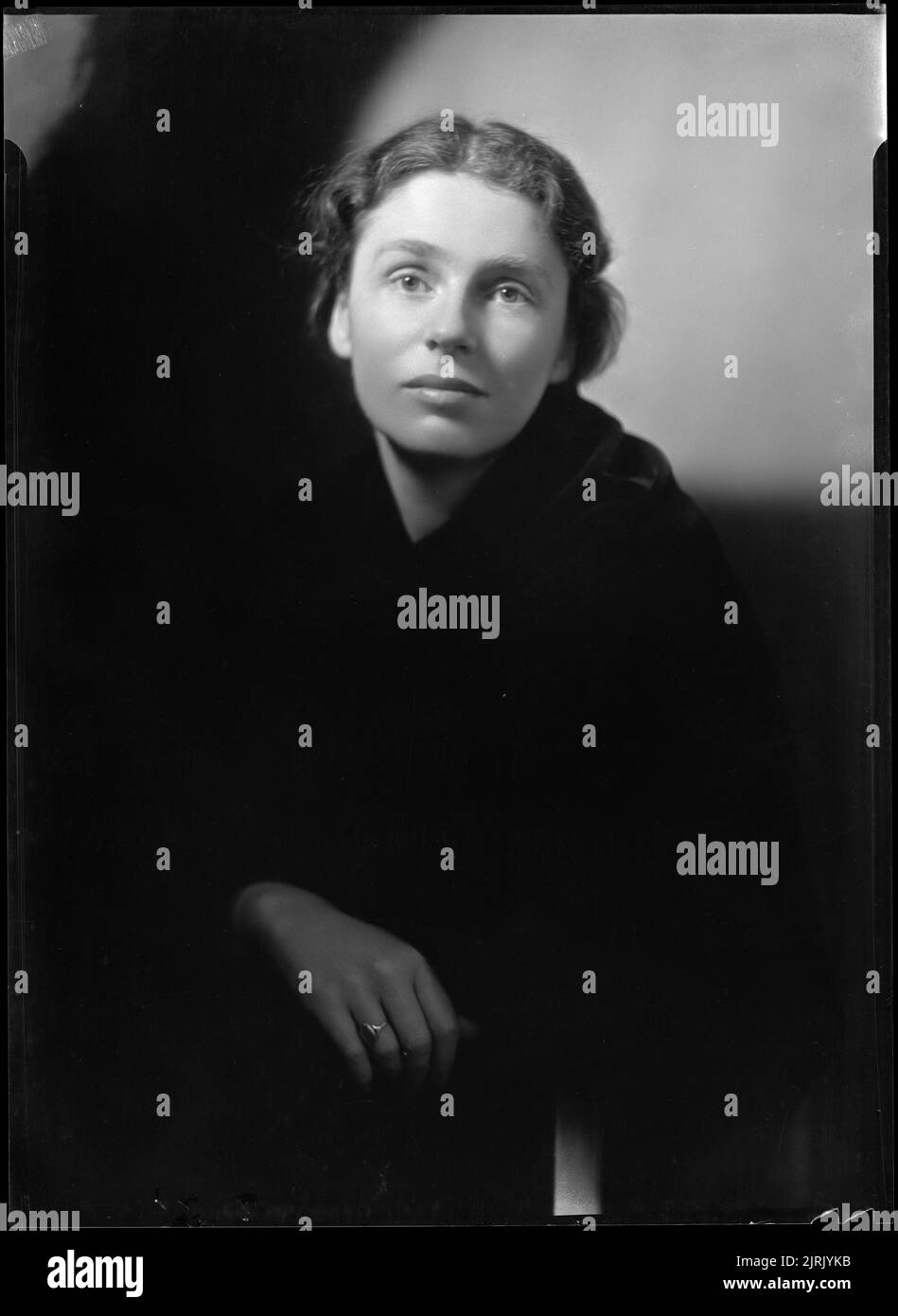 Robin hyde -Fotos und -Bildmaterial in hoher Auflösung – Alamy