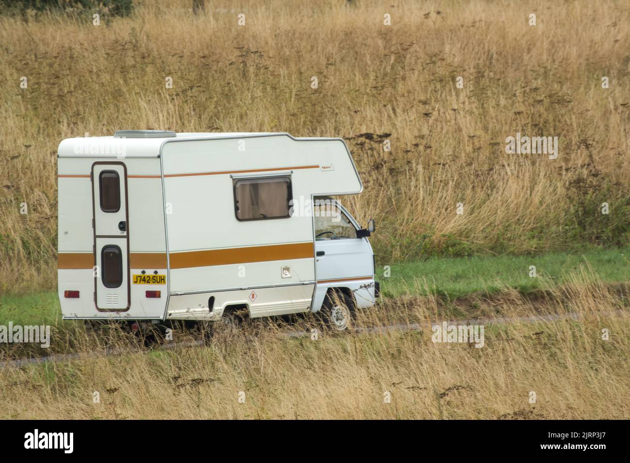 Opel rascal camper -Fotos und -Bildmaterial in hoher Auflösung – Alamy