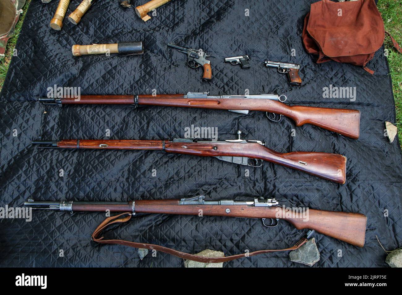 Alte gewehre -Fotos und -Bildmaterial in hoher Auflösung – Alamy