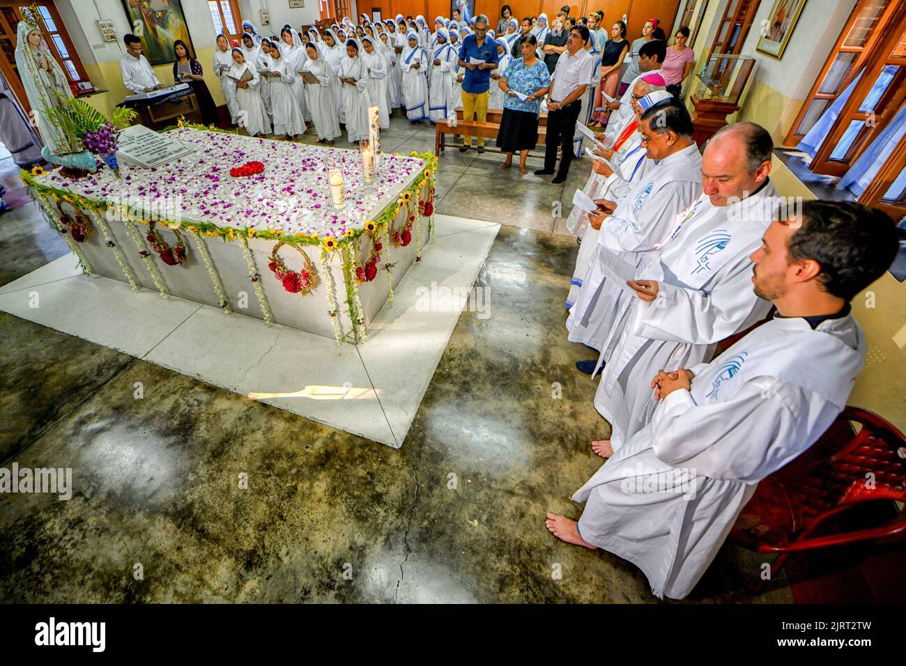 Erzbischof und römisch-katholische Leiter verschiedener Kirchen in ...