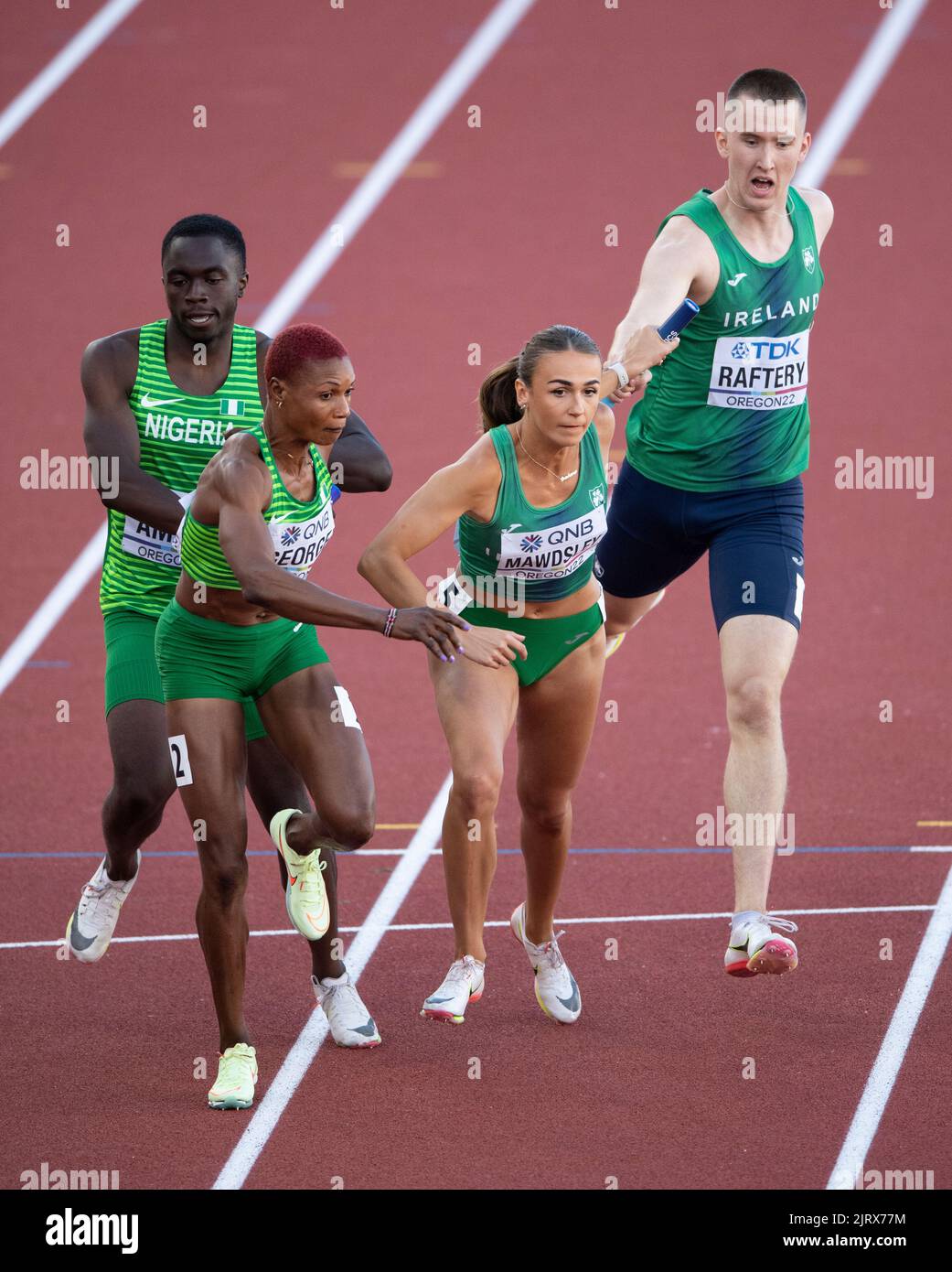 Sharlene Mawdsley tritt am 15.. Juli 2022 im Mixed-Staffelfinale der ...