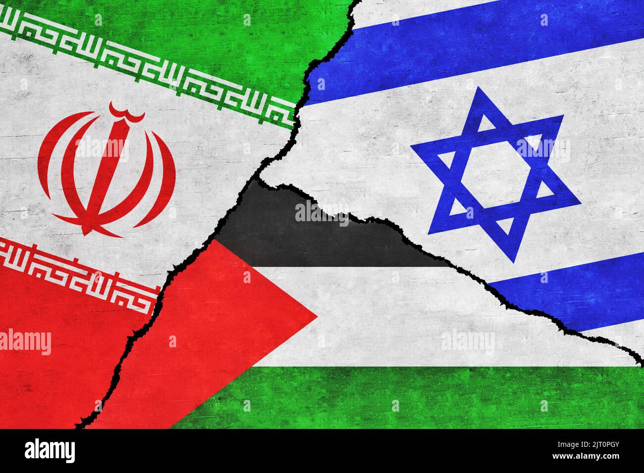 Iran, Israel und Palästina haben Flaggen an einer Wand mit einem Riss gemalt. Iran, Palästina ...
