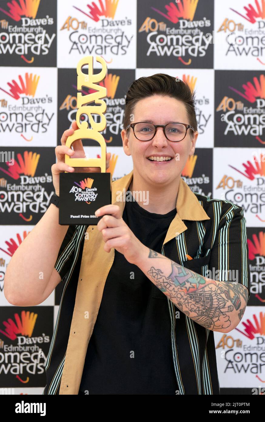 Dave comedy award 2022 -Fotos und -Bildmaterial in hoher Auflösung – Alamy