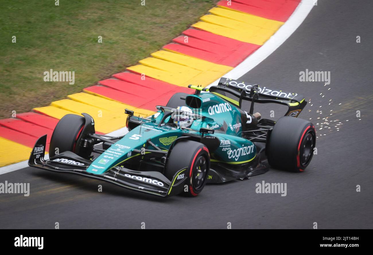 Aston Martin Aramco Cognizant der deutsche Fahrer Sebastian Vettel ...