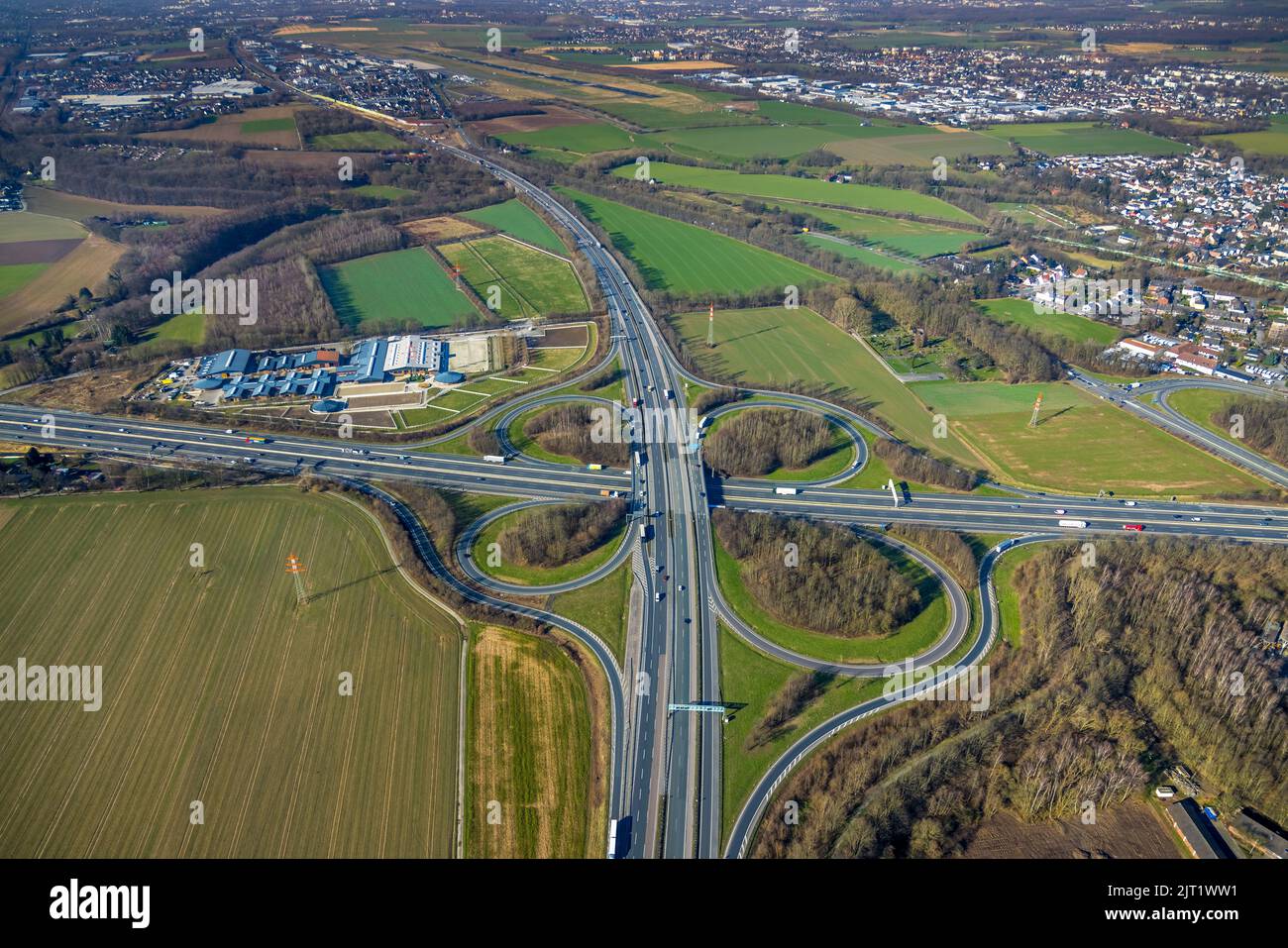 Luftbild, Autobahnkreuz Dortmund / Unna, Autobahn A1 und Autobahn A44, Reitzentrum Massener ...
