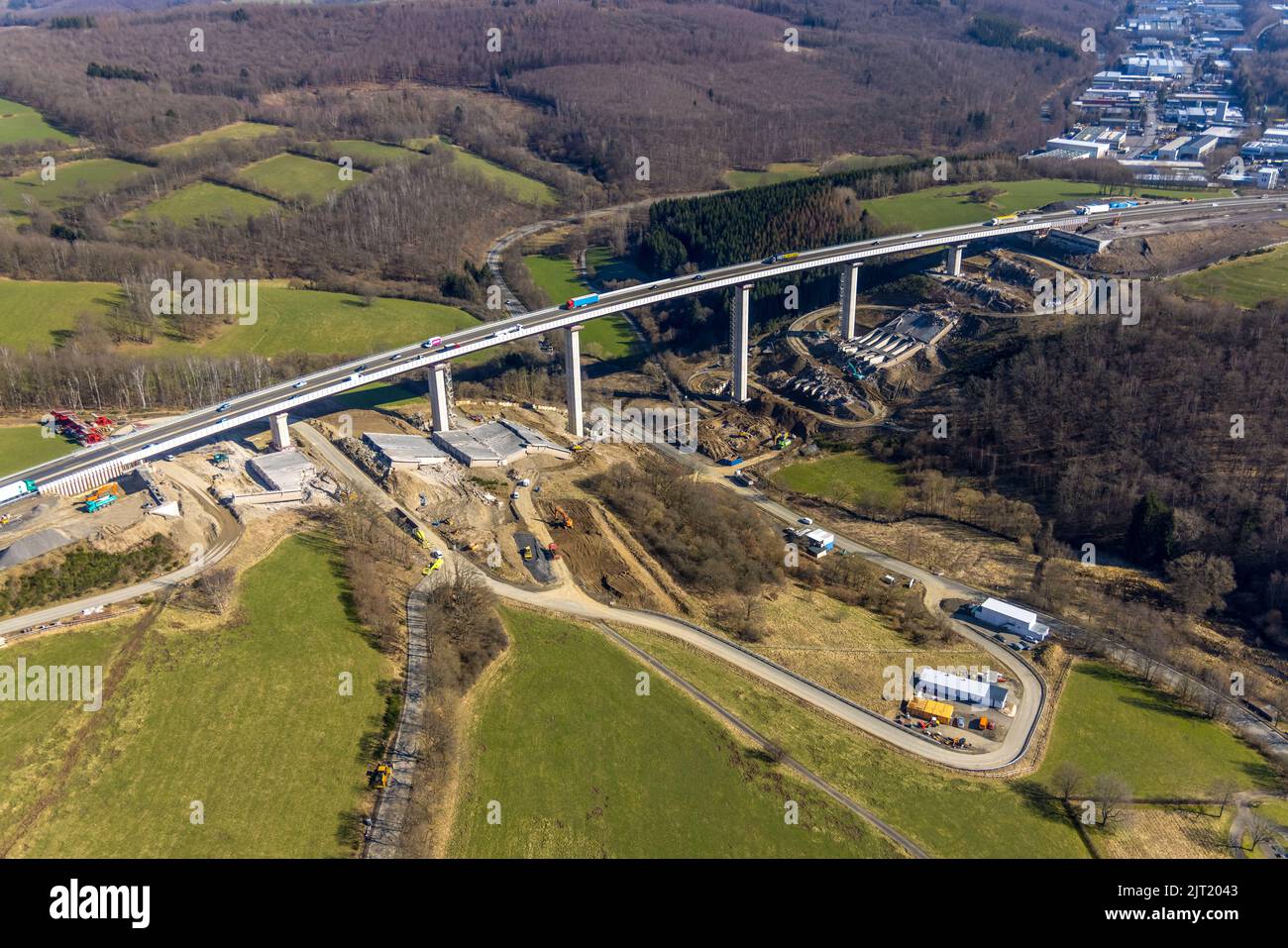 Autobahnbrücke viadukt rinsdorf der autobahn a45 sauerlandlinie -Fotos und -Bildmaterial in ...