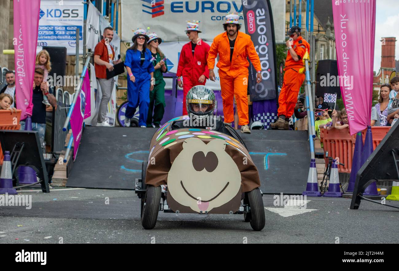 Krazy Races/Soapbox Racing, veranstaltet in Wolverhampton, großer Spaß ...