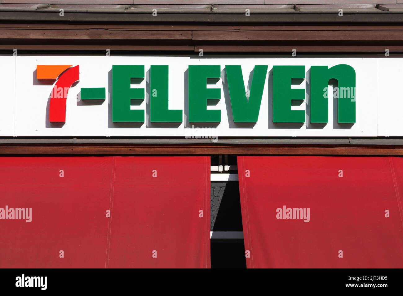 Convenience food läden -Fotos und -Bildmaterial in hoher Auflösung – Alamy