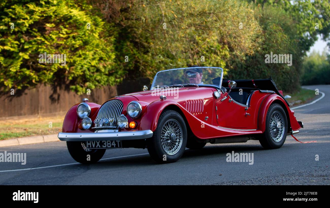 Red morgan car -Fotos und -Bildmaterial in hoher Auflösung – Alamy