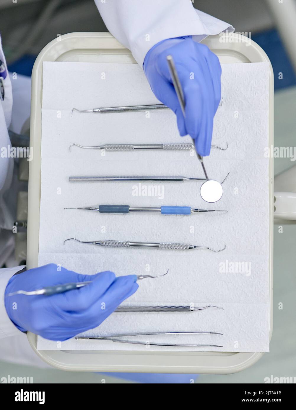 Zahnarzt instrumente -Fotos und -Bildmaterial in hoher Auflösung – Alamy