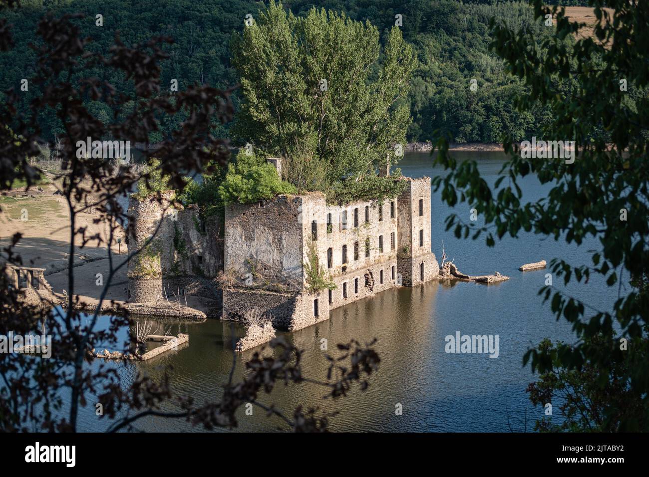 Lac de razisse -Fotos und -Bildmaterial in hoher Auflösung – Alamy