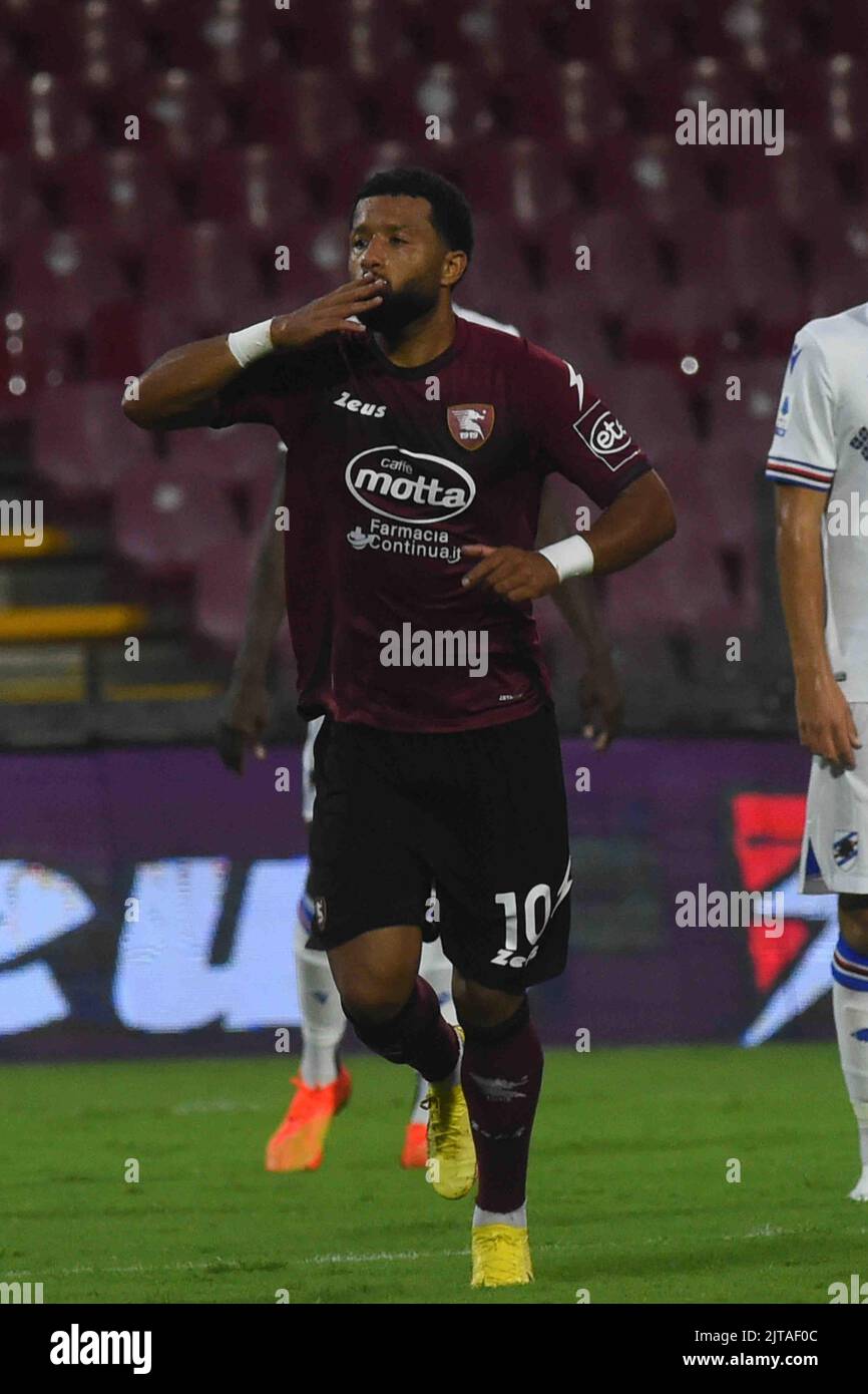 Salernitana tonny -Fotos und -Bildmaterial in hoher Auflösung – Alamy