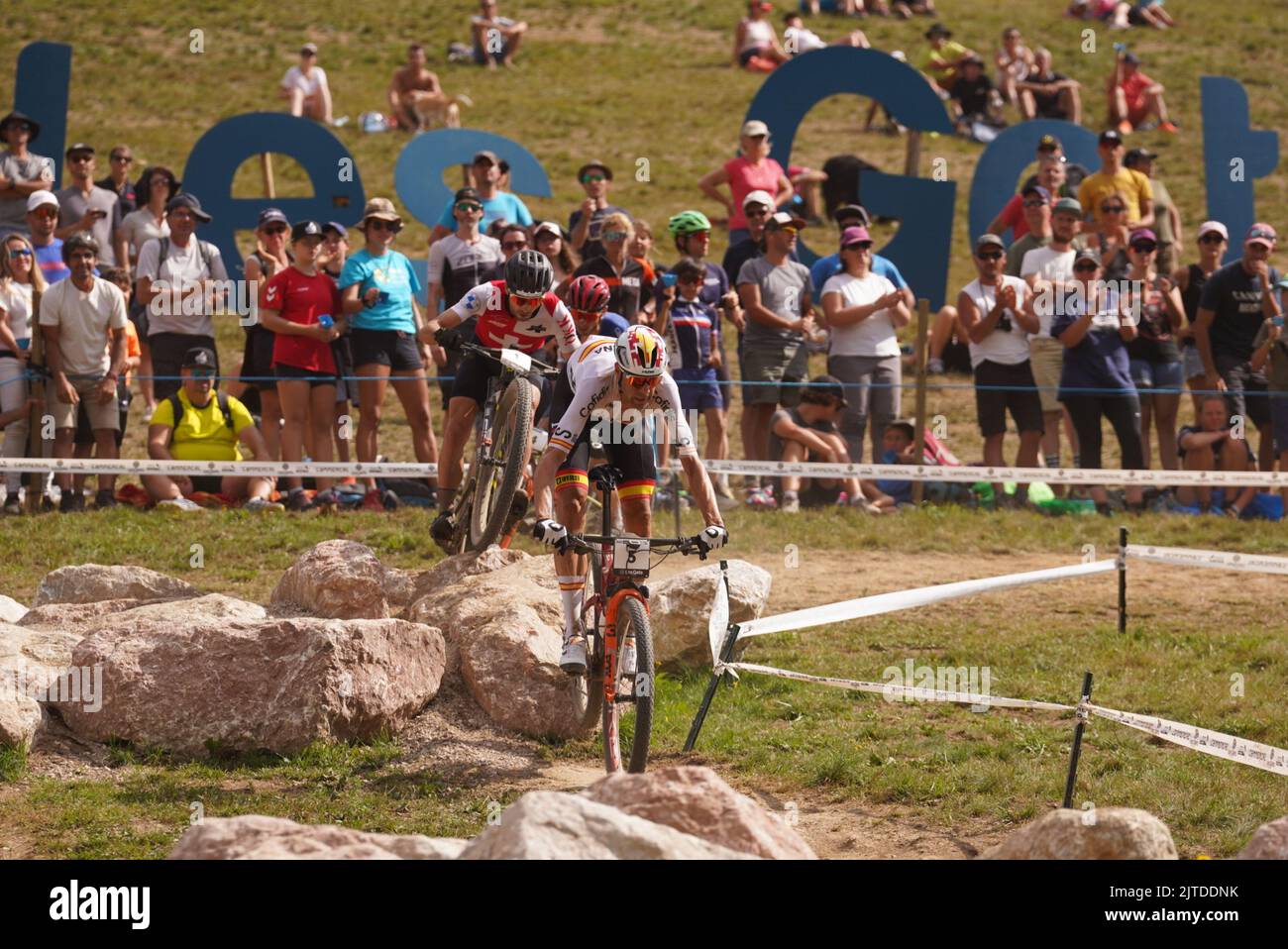 Frankreich, 28/08/2022, VALERO SERRANO David während der UCI Mountain ...