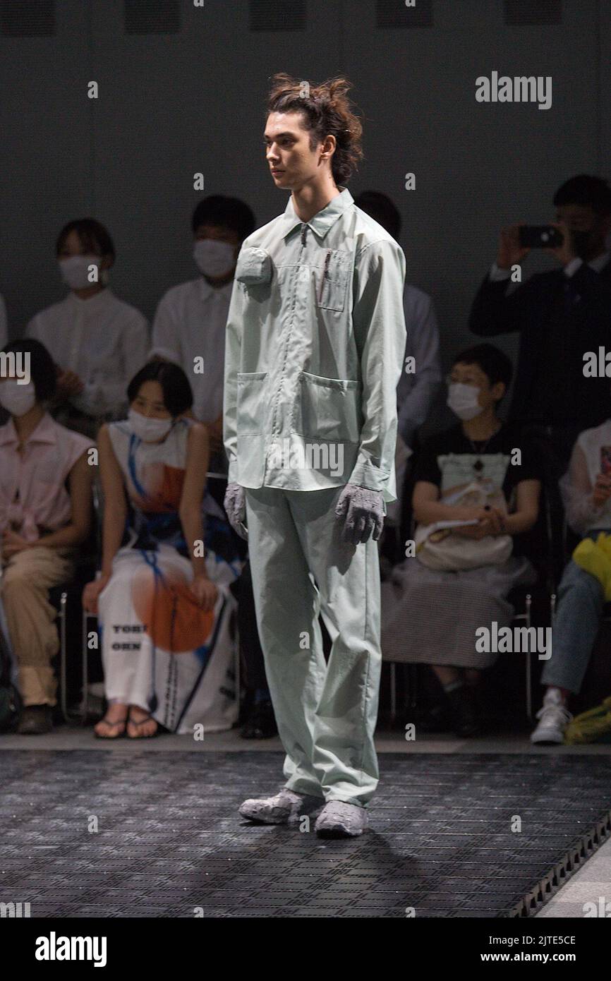 Runway-Modell, 30. August 2022 - Mode : Rakuten Fashion Week Tokyo 2023 ...