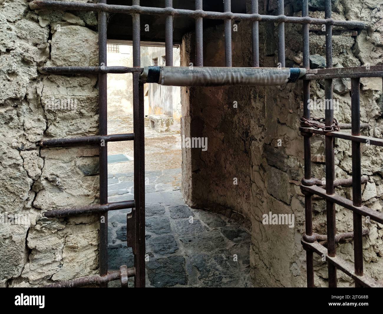 Das Bourbon-Gefängnis im aragonesischen Schloss Ischia Porto (Insel ...