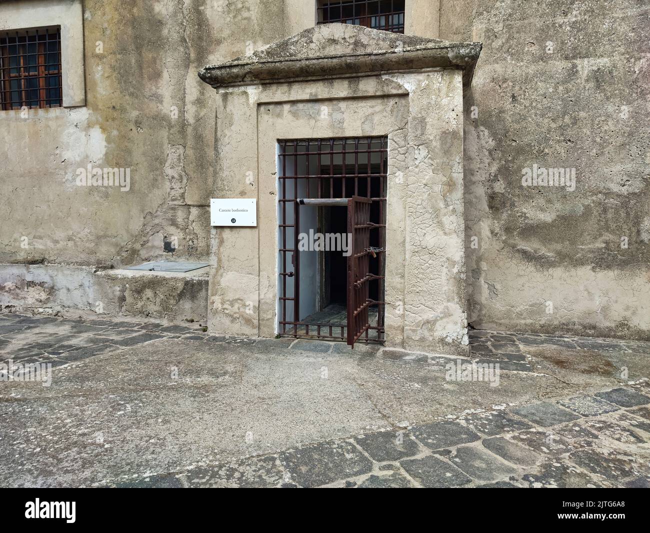 Das Bourbon-Gefängnis im aragonesischen Schloss Ischia Porto (Insel ...