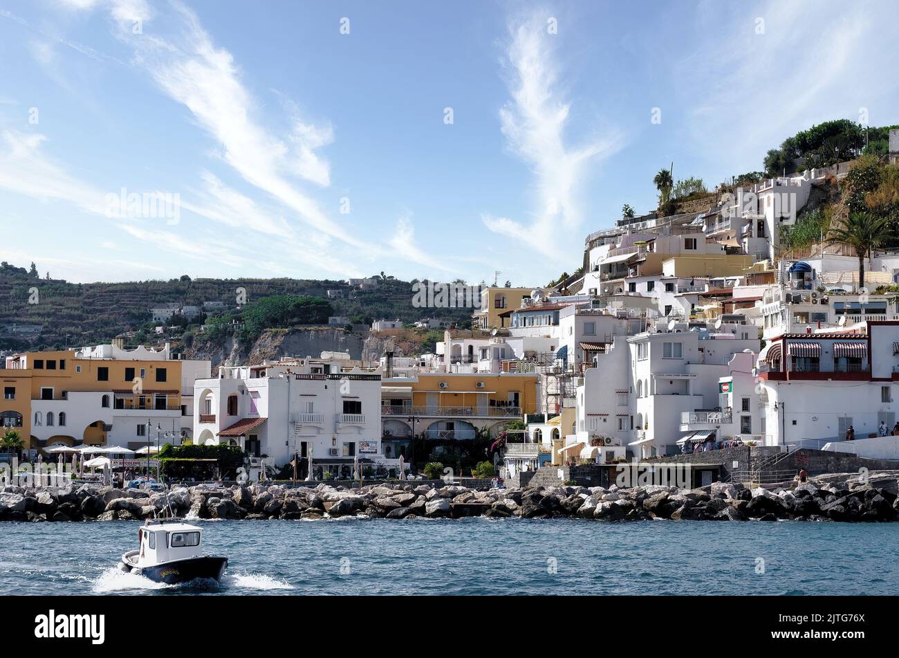 Sant 'Angelo d'Ischia ist eines der faszinierendsten Dörfer der Insel ...