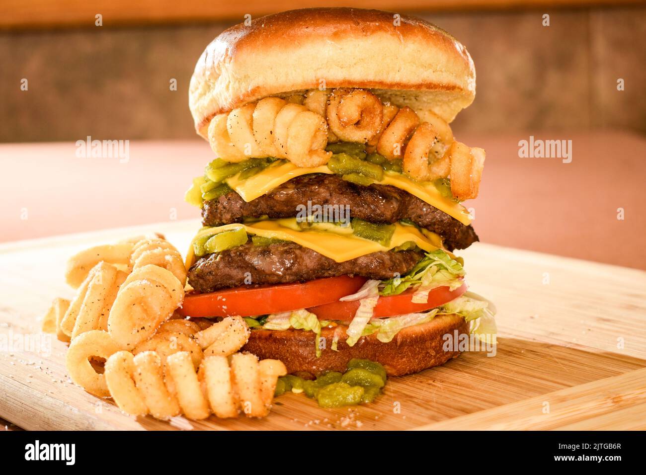 Chile cheeseburger -Fotos und -Bildmaterial in hoher Auflösung – Alamy