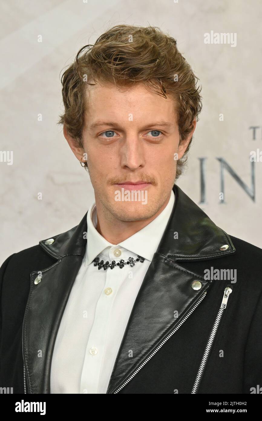 Middle earth map lord of the rings -Fotos und -Bildmaterial in hoher ...