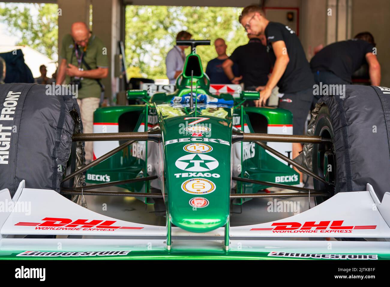 JAGUAR F2 R2 FAHRER EDDIE IRVINE AUSSTELLUNG MINARDI TAG 2022 IMOLA ...