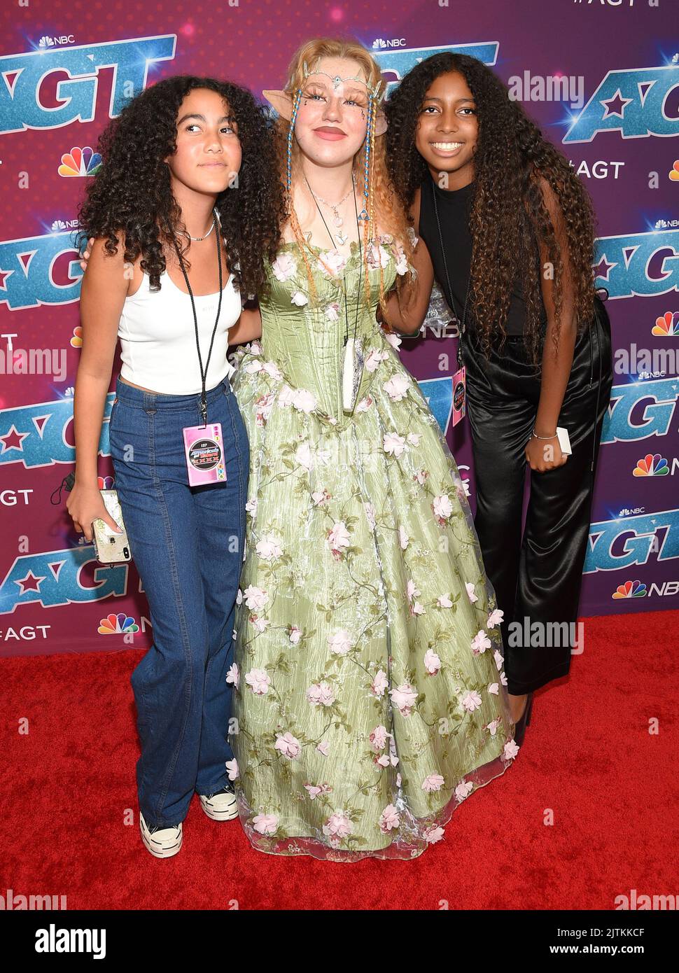 Stella Samuel, Freckled Zelda und Lou Sulola Samuel kommen zur „America's Got Talent“-Saison 17 ...