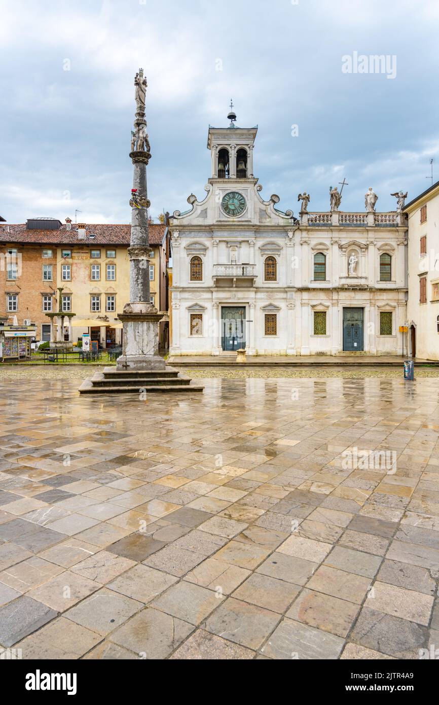 Giacomo matteotti denkmal -Fotos und -Bildmaterial in hoher Auflösung ...