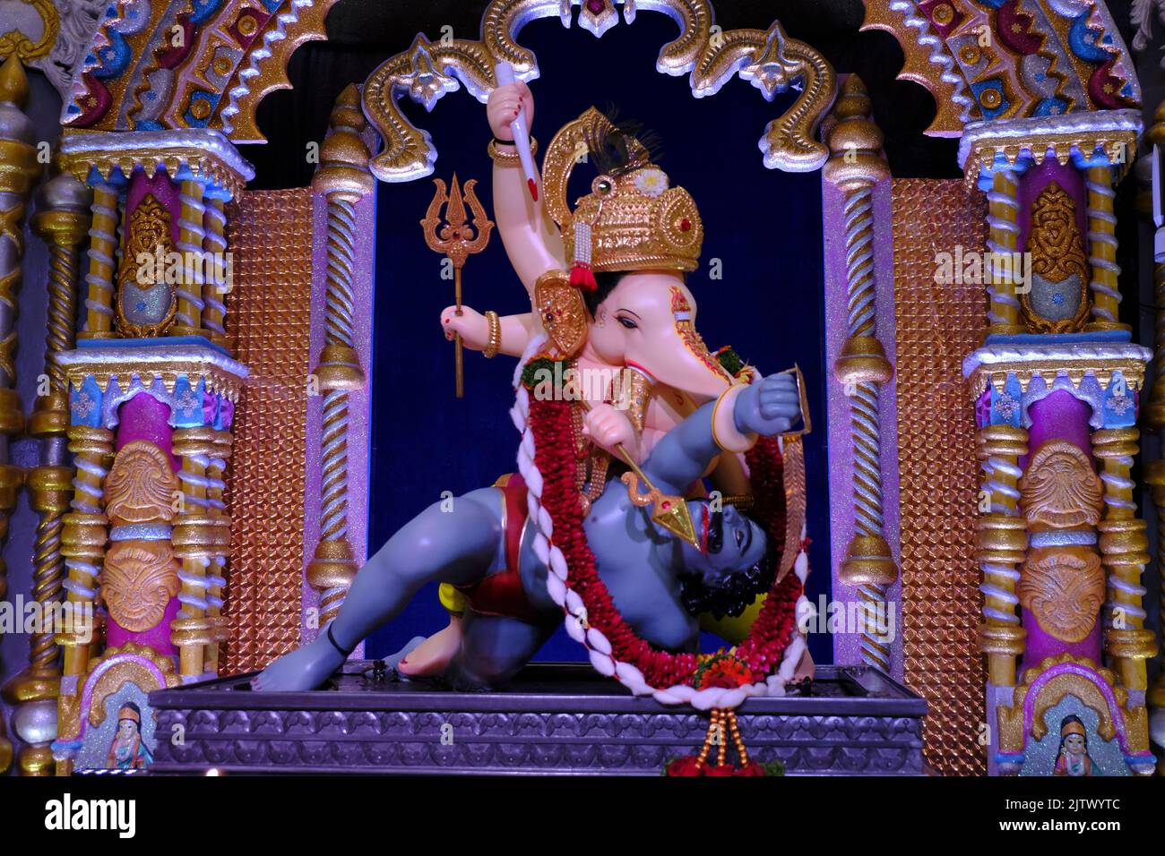 Bhausaheb rangari ganpati -Fotos und -Bildmaterial in hoher Auflösung ...