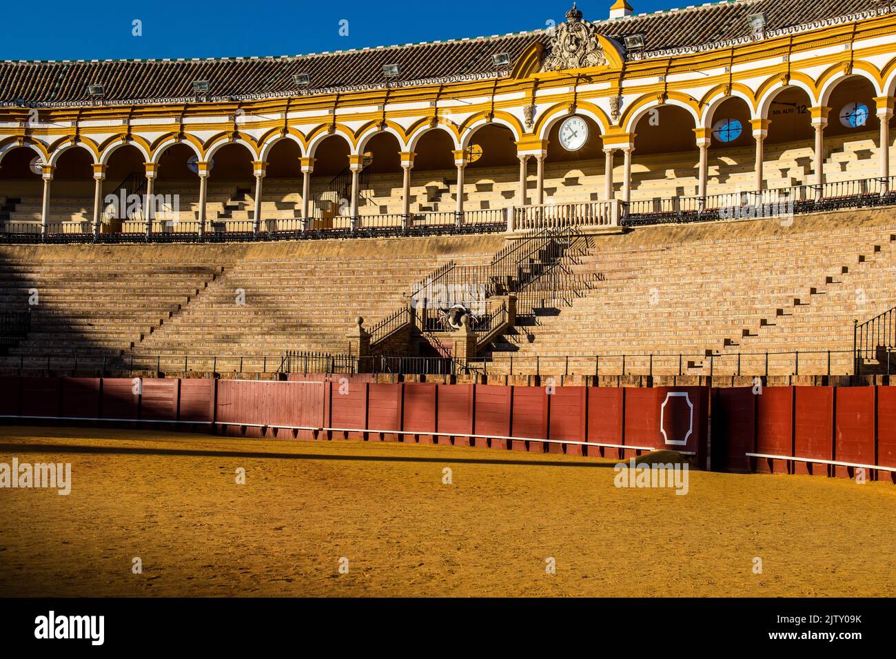 Sevilla, Spanien - 01. September 2022 Plaza de Toros de Sevilla, die ...