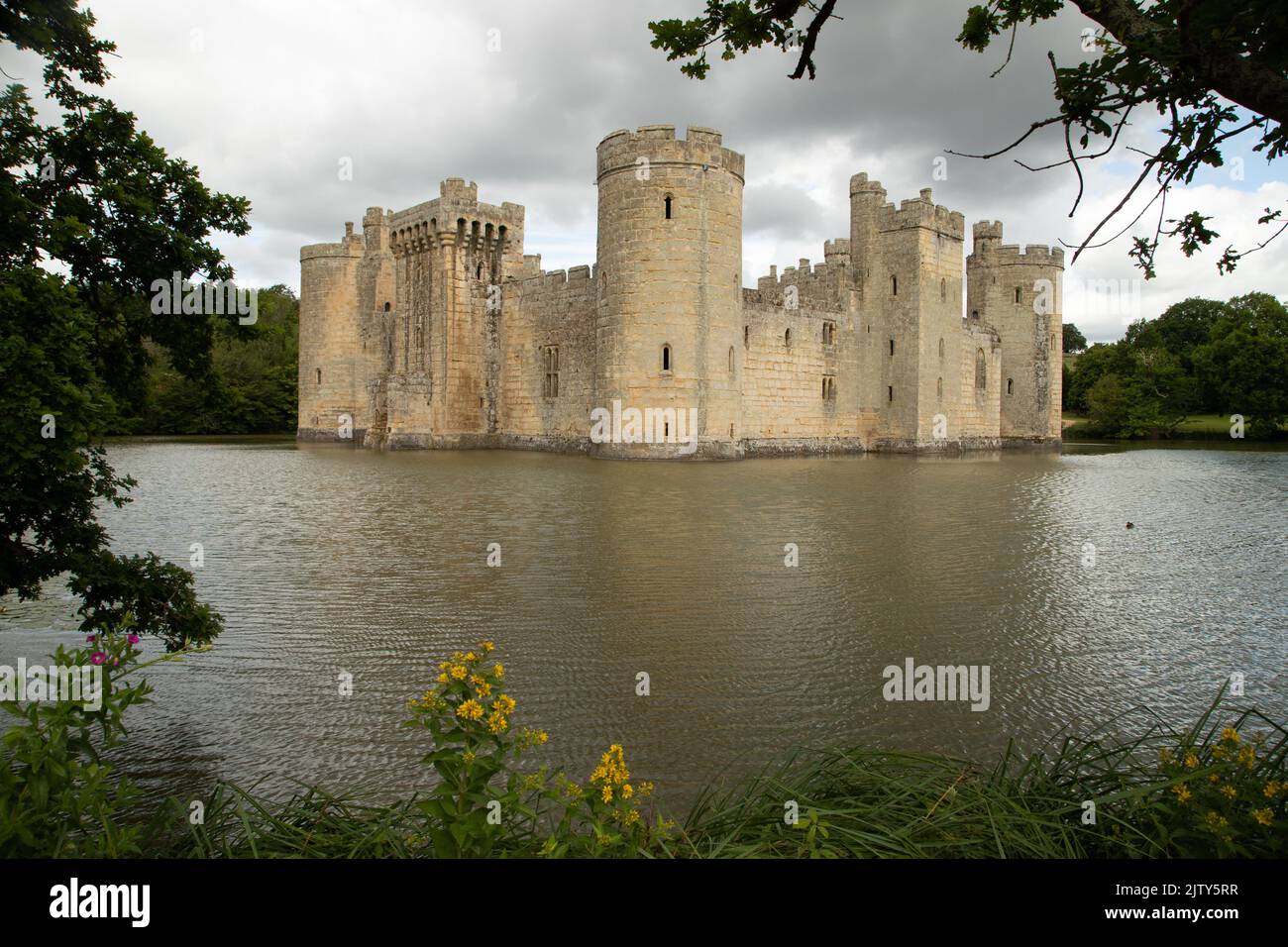 National trust bodiam castle -Fotos und -Bildmaterial in hoher Auflösung – Alamy