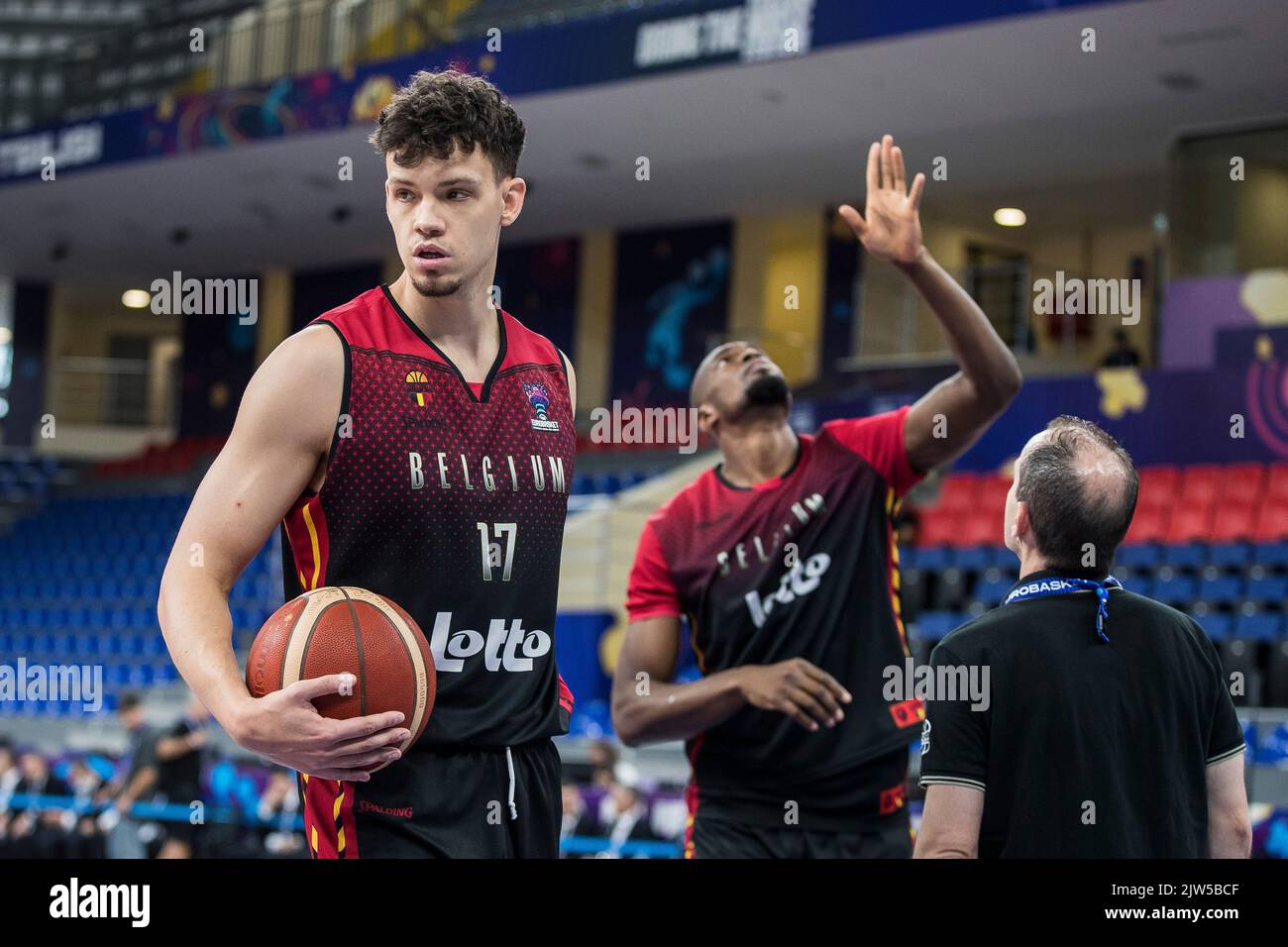 Hans Vanwijn aus Belgien vor dem Spiel zwischen Montenegro und den ...