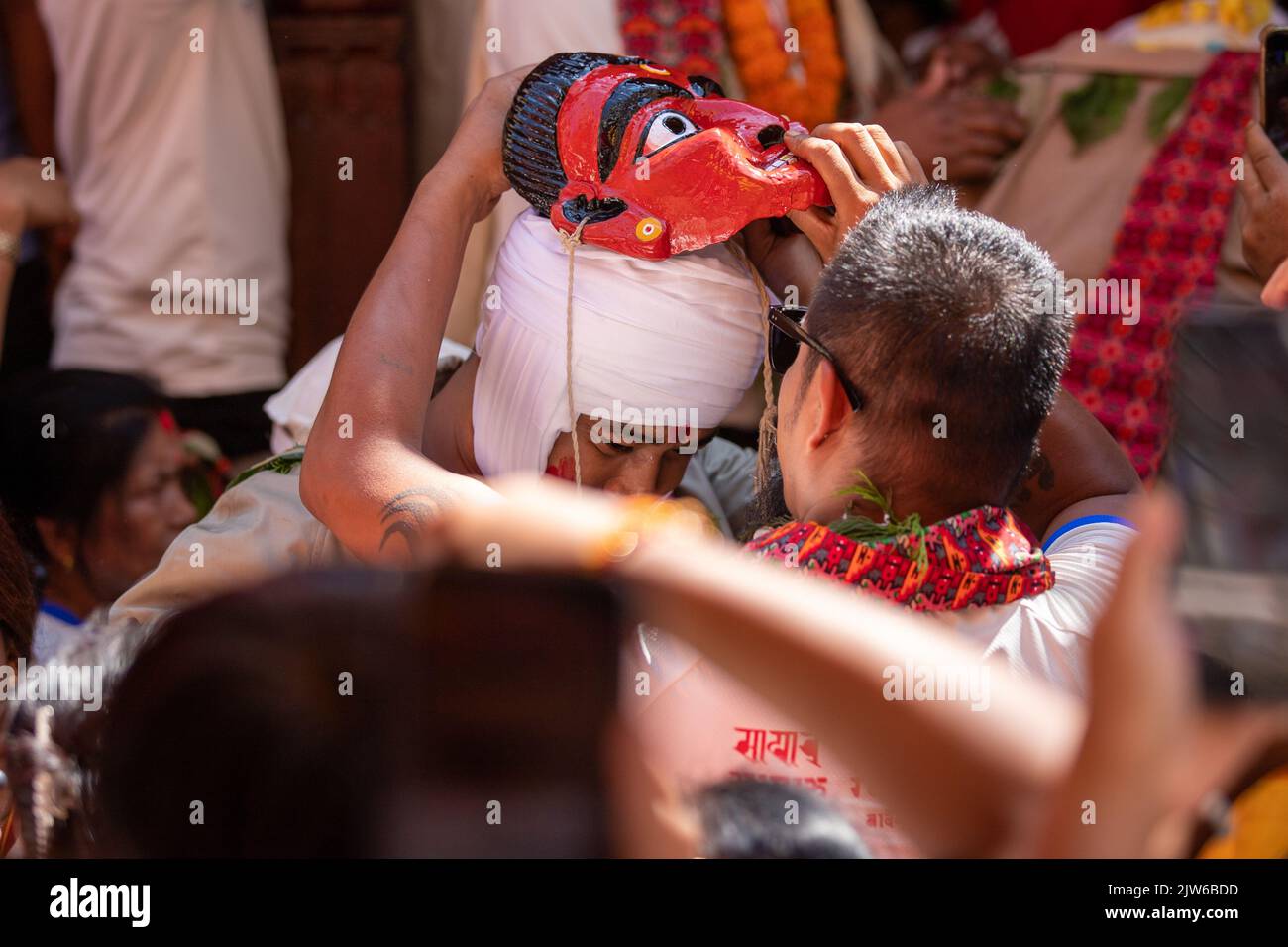 All Souls' Day. Auch SAPARU JATRA in Newari einschreiben. Masken mit ...